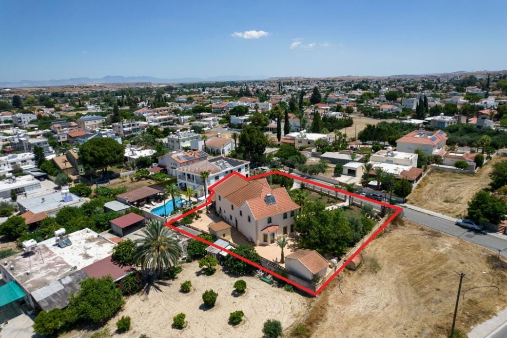Five Bedroom House in Dali Nicosia